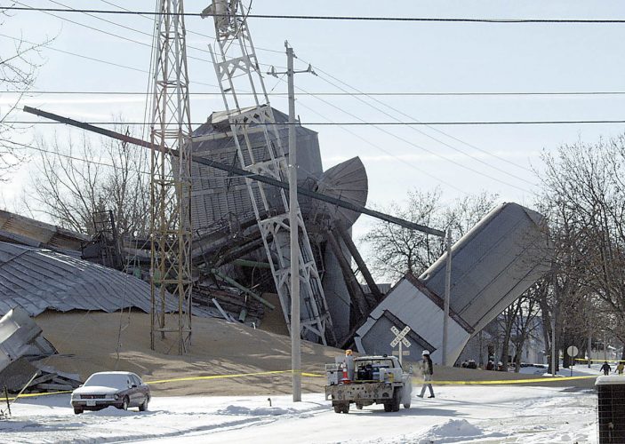 From our files: December 2004 | News, Sports, Jobs - Messenger News